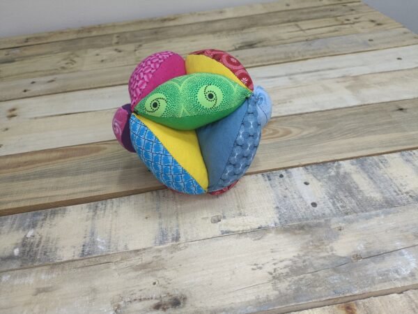 Grab Ball – ShweshweBaby